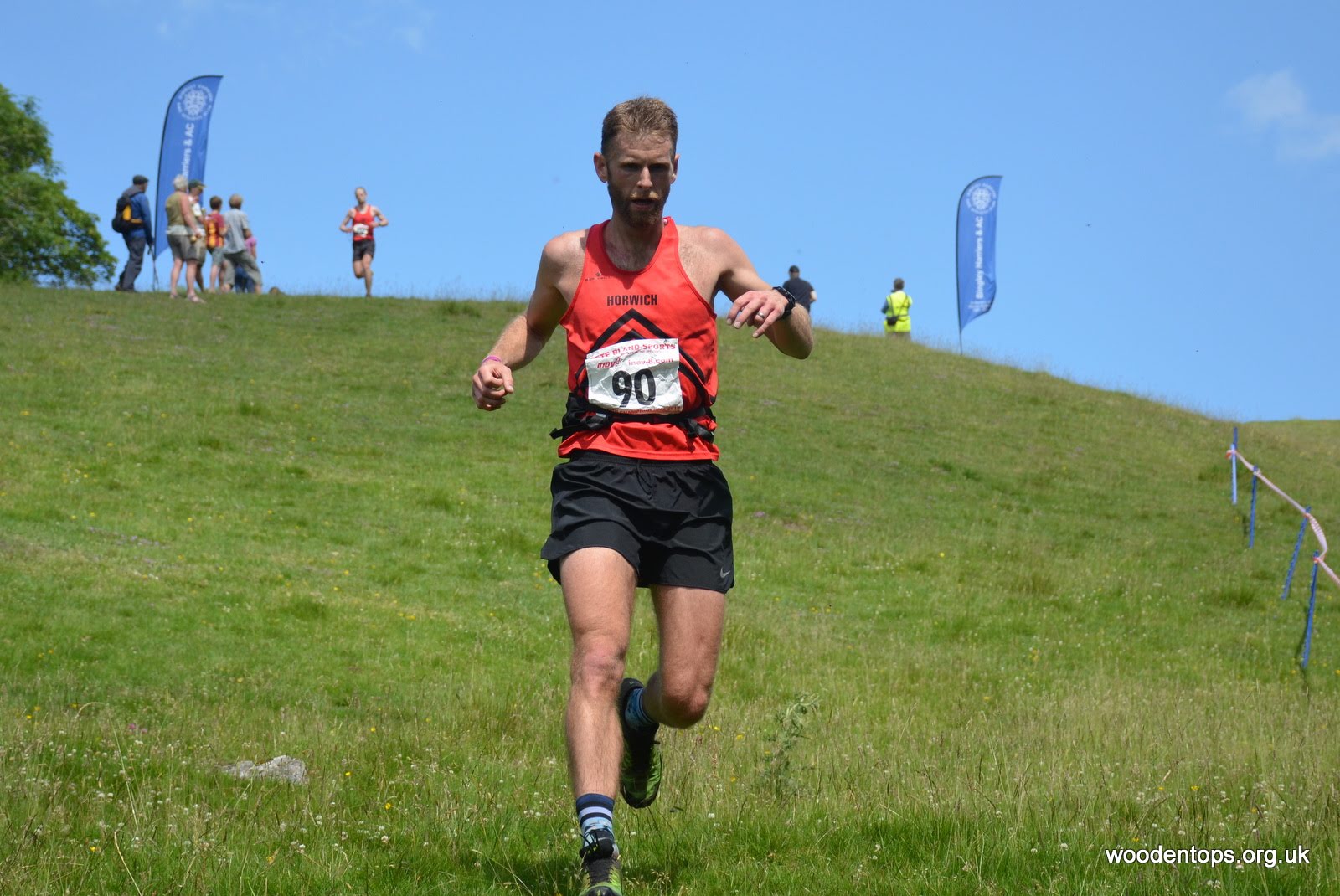 Seddons make mountain victory a real family affair - Horwich Harriers AC