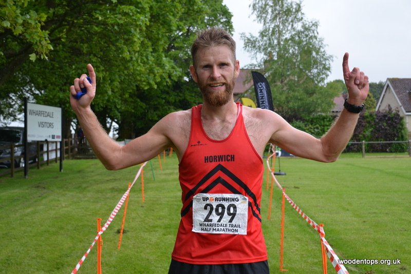 Duo lead the way in fell success for club athletes - Horwich Harriers AC